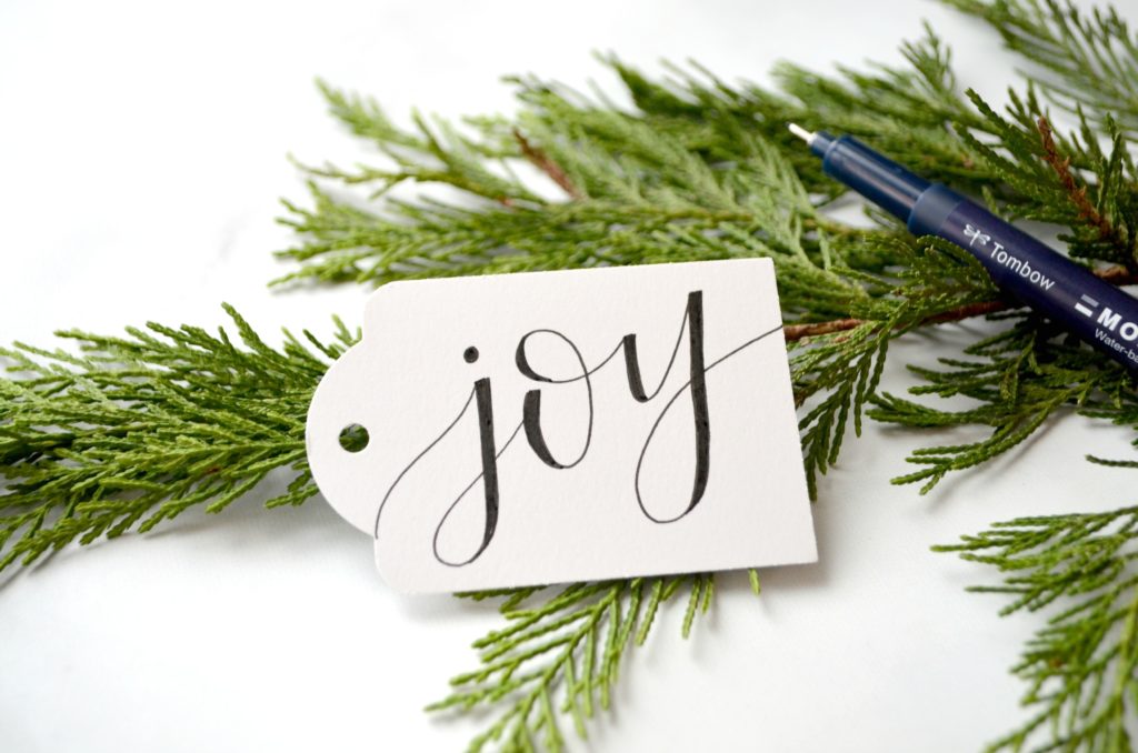 Hand Lettering Basics & Printable Hand Lettered Gift Tags - Amy Latta ...