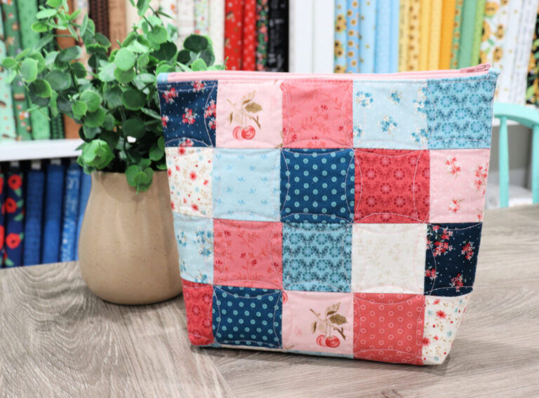 Patchwork Pouch - Pre-cut Friendly Pattern - Amy Latta Creations